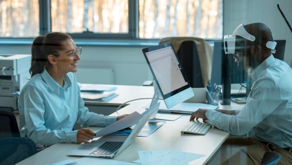 How Ergonomics Will Shape Workspaces in 2025